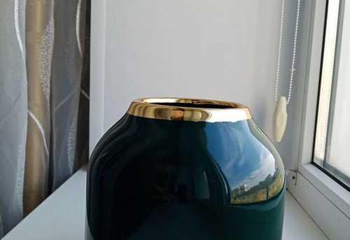 Новая керамическая ваза