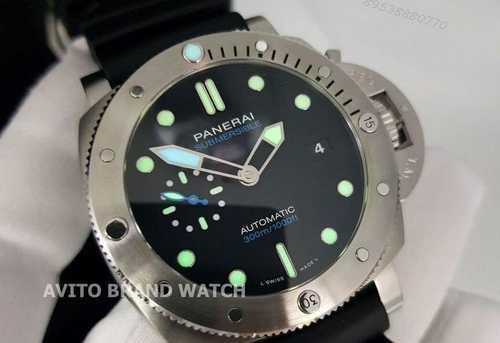Часы новые Panerai Luminor Submersible PAM01229