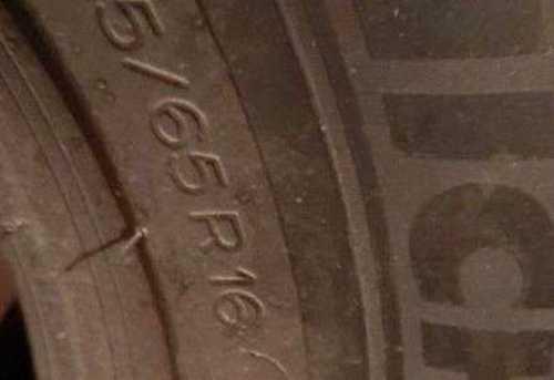Michelin Agilis X-Ice North 215 R16 98