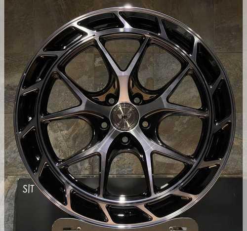 Новые литые диски Vossen Design R20 5x114,3