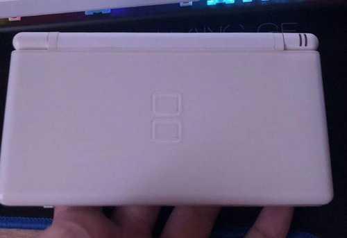 Игровая приставка Nintendo ds lite