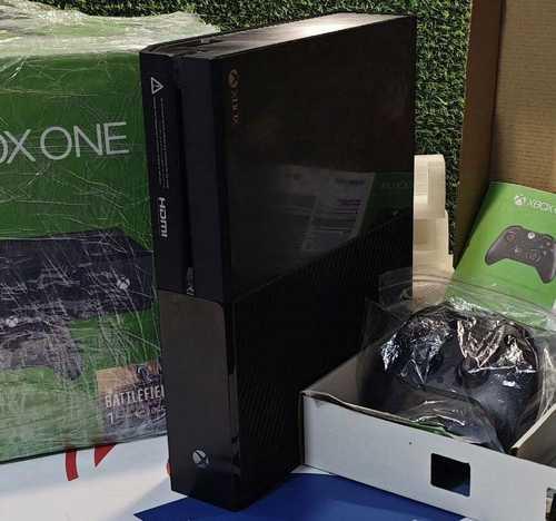 Xbox One, 500гб.  Подписка 12 мес.500игр