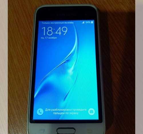Samsung Galaxy J1 Mini SM-J105H, 8 гб