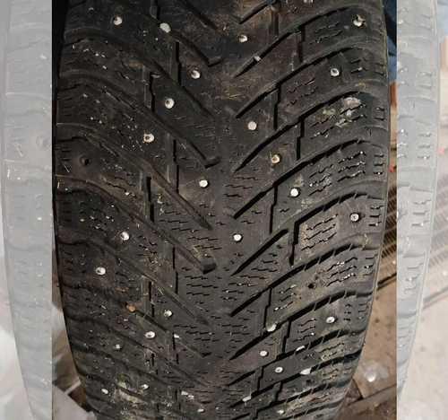 Nokian Tyres Hakkapeliitta 8 215/55 R17 98T