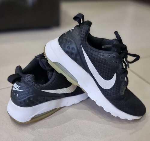 Кроссовки Nike air оригинальные us 7 eur 38