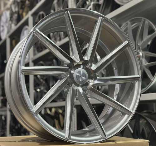 Комплект дисков Vossen CVT r20 (L/R) SMF