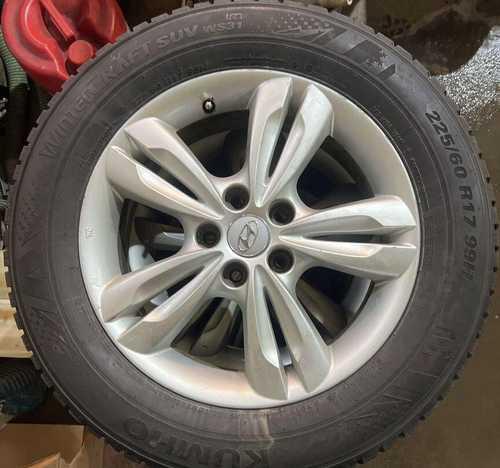 Kumho WinterCraft SUV Ice WS31 225/60 R17 99H