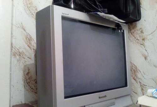 Телевизор Панасоник 54см б/у сломанный на запчасти
