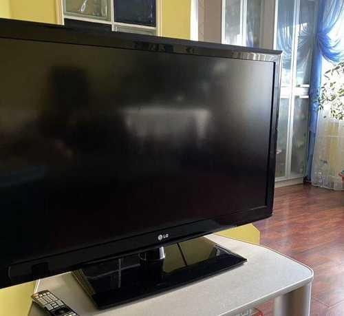 Телевизор LG 42 дюйма 42le4500
