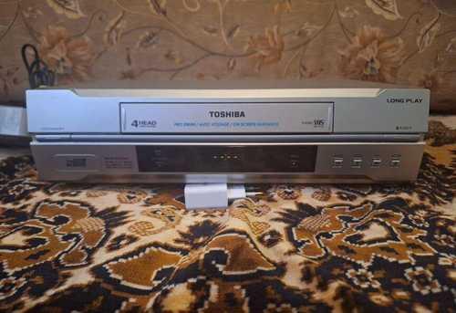Toshiba V-E40 VHS Видеомагнитофон