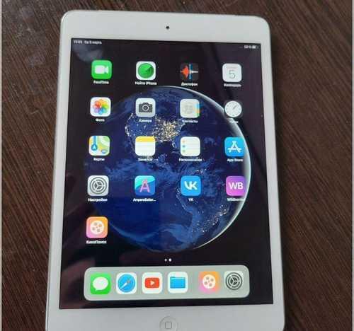 Apple iPad mini 2 Retina LTE 32 гб