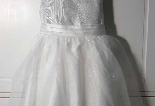 Нарядное платье для девочки 98 - 104