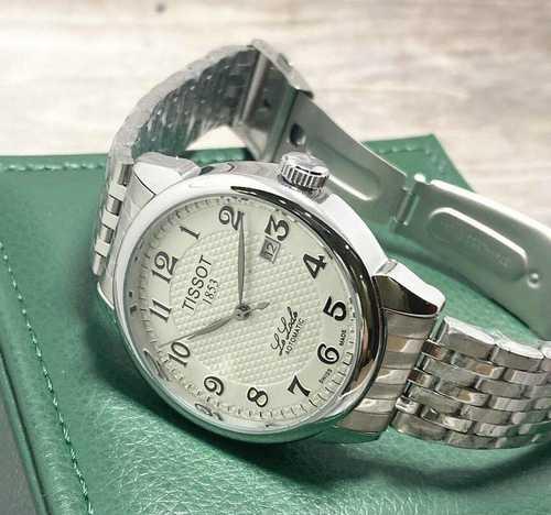 Мужские наручные часы tissot