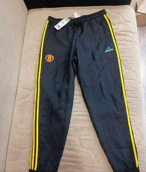 Спортивные брюки Adidas Manchester United