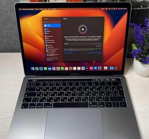 Macbook pro 13 2019 touch bar 2.4GHz