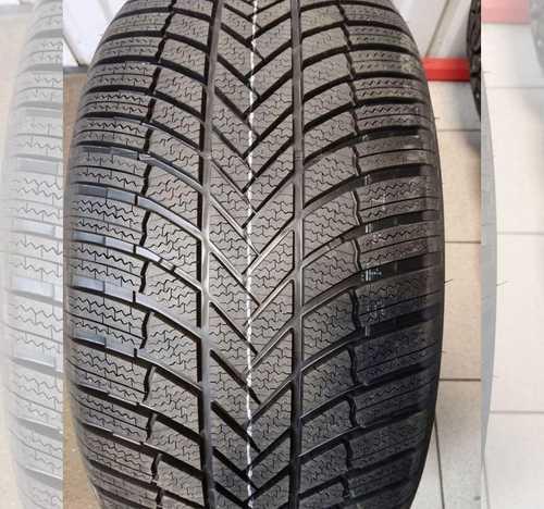 Bridgestone Blizzak LM-005 275/45 R21 110V