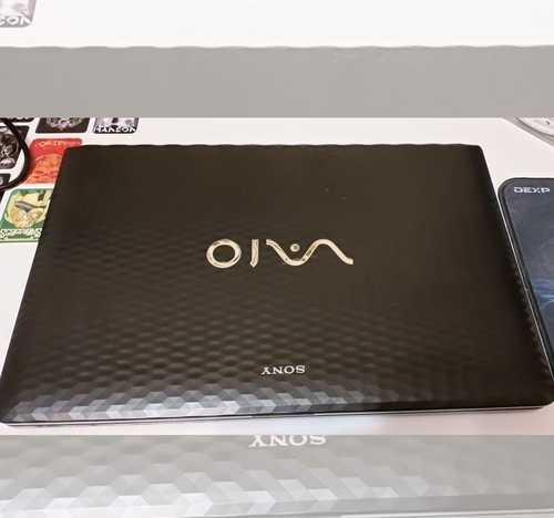 15.6" Sony VAIO PCG-71C11V, E-350, RAM 4 ГБ, 320 ГБ, Radeon HD 6310