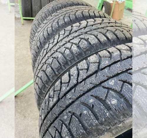 Bridgestone Ice Cruiser 7000 205/55 R16 91T