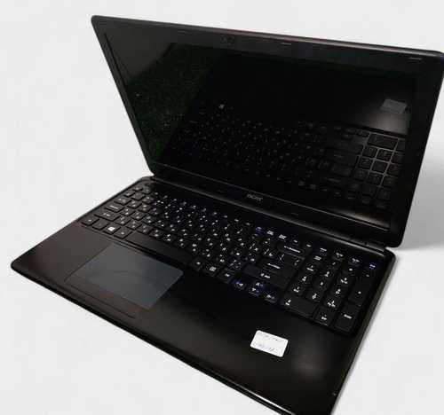 Ноутбук Acer Aspire E1-522