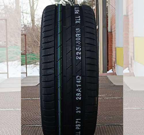 Kumho Ecsta PS71 275/45 R20 110Y