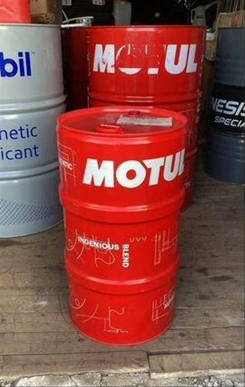 Моторное масло Motul 8100 X-clean 5w30 бочка