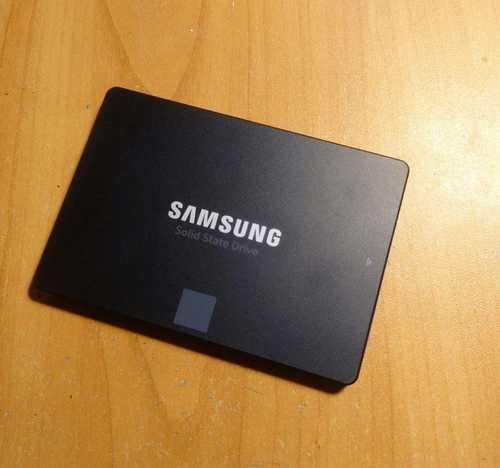 SSD накопитель Samsung 870 EVO 250GB