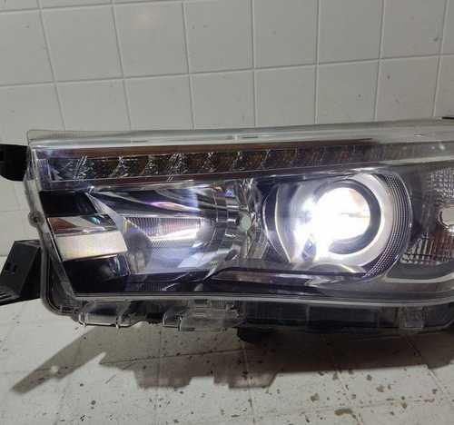 Фара LED левая передняя hilux 8 810700K732