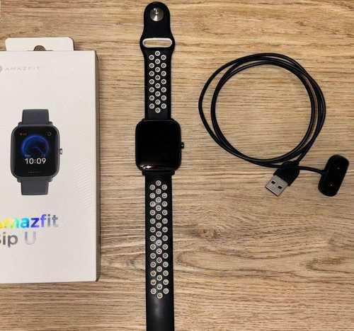 Часы Amazfit Bip U