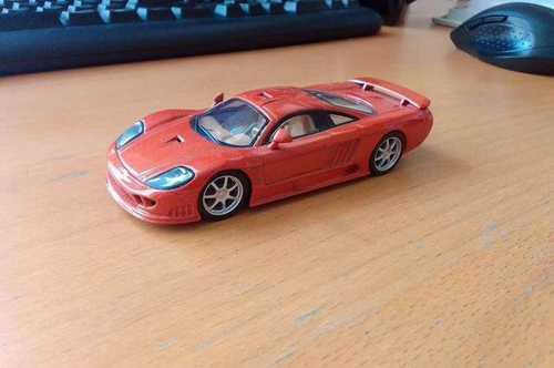 Модель машины Saleen S7R