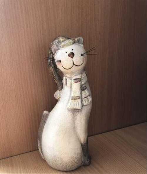 Статуэтка кот