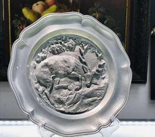Оловянная коллекционная тарелка, олень, Германия