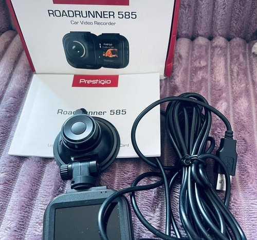 Видеорегистратор Prestigio Roadrunner 585