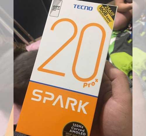 Tecno Spark 20 Pro , 8/256 ГБ