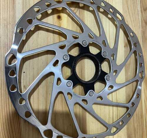 Ротор (диск тормозной ) Shimano rt64 203 мм