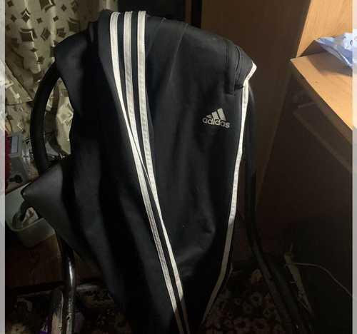 Спортивные штаны adidas