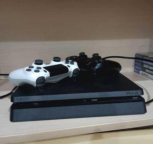 Sony playstation 4 slim