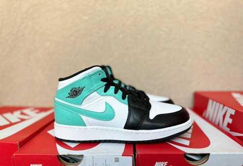Nike Air Jordan 1 Mid Tropical Twist Igloo 5.5Y