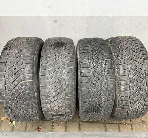 Pirelli Ice Zero 215/60 R17 100T