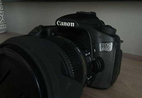 Зеркальная камера Canon 60d