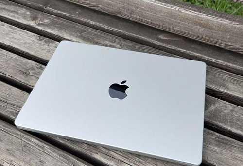 Macbook pro 14 m1 16gb 1tb