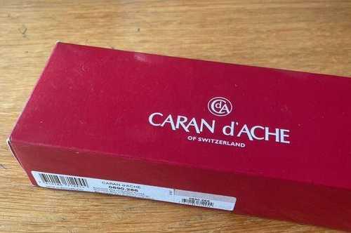 Шариковая ручка Caran d’ache