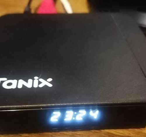 Смарт андроид тв приставка Tanix w2 2gb/16gb