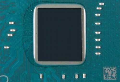 FH82HM370 Хаб Intel SR40B