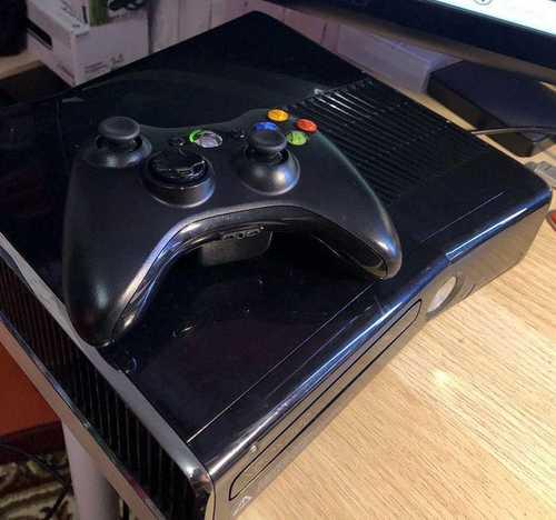 Xbox 360 slim прошитый с играми 250Gb