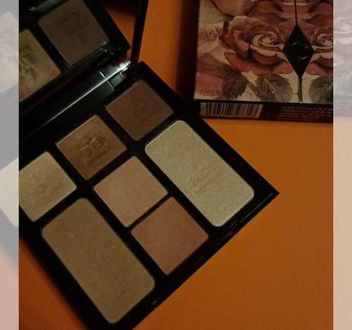 Stoned rose beauty palette by Charlotte Tilbury