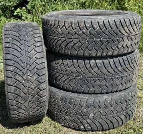 BFGoodrich G-Force Stud 205/55 R16 94Q