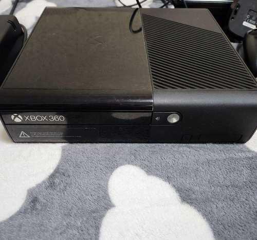 Xbox 360 E 500gb