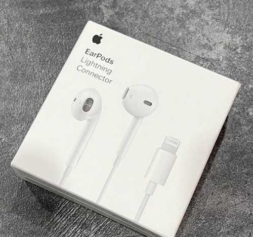 Наушники Apple EarPods Lightning