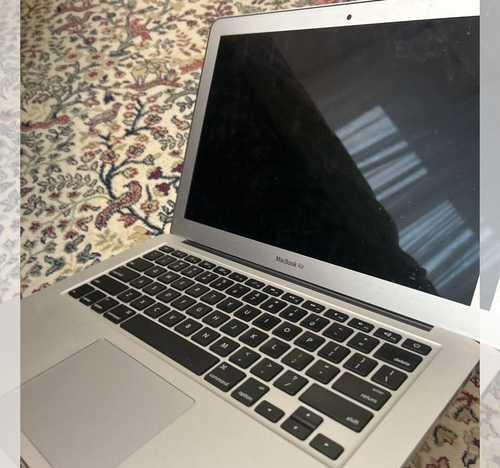 MacBook Air 13 (2012), 128 ГБ, Core i5, 1.8 ГГц, RAM 4 ГБ, Intel HD Graphics 4000