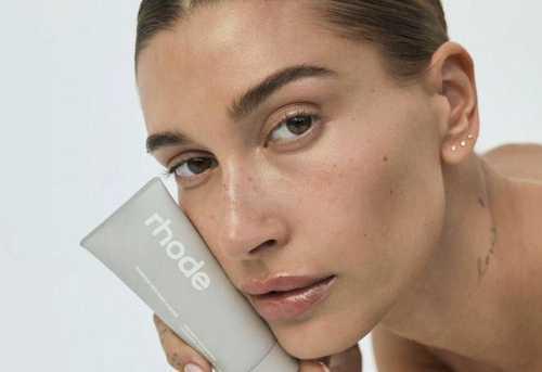 Rhode barrier cream by Hailey Bieber в наличии